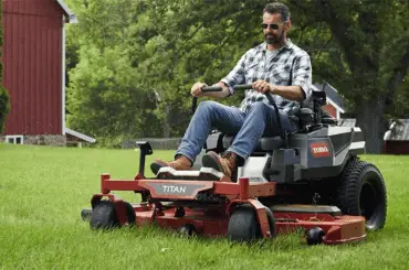 Best Rear Wheel Drive Lawn Mowers Reviews and Buying Guide